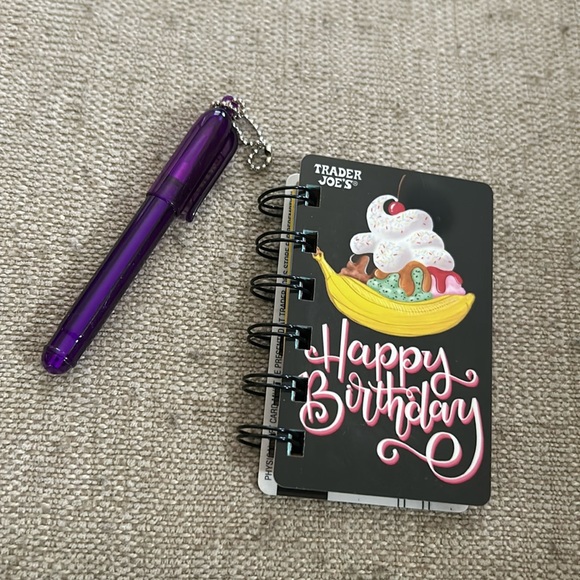 Trader Joe'S | Office | Trader Joes Recycled Gift Card Notepad With Pen ...